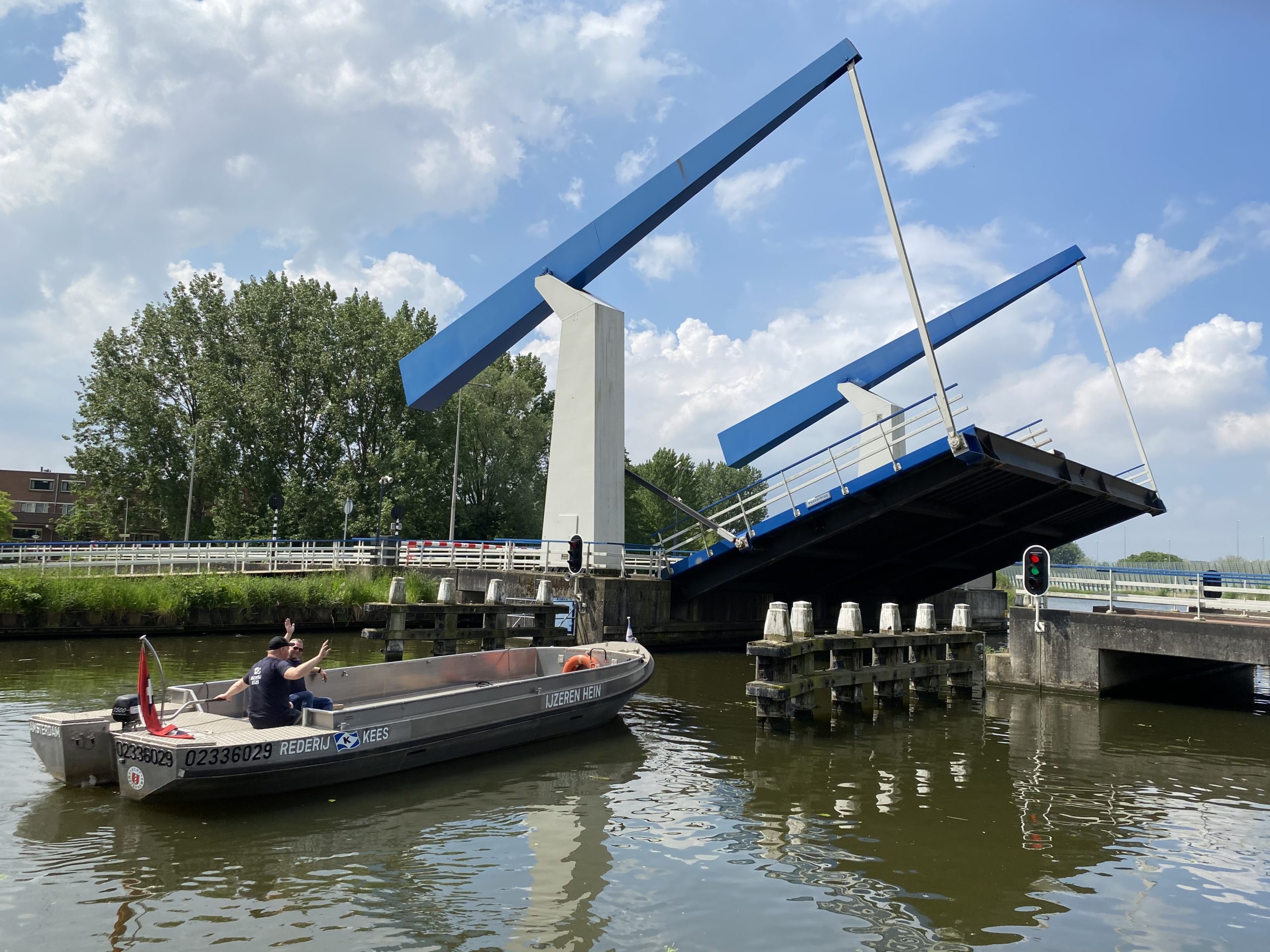 Rederij Kees - boot IJzeren Hein op weg naar Amsterdam_1 - Saan